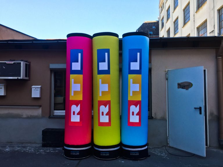 aufblasbare Werbesäule RTL - Berlinzeppelin